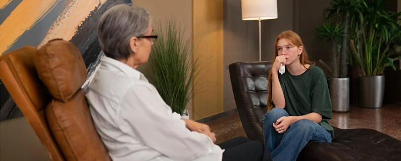 Vicarious Trauma: The Signs, Causes, And Available Treatments